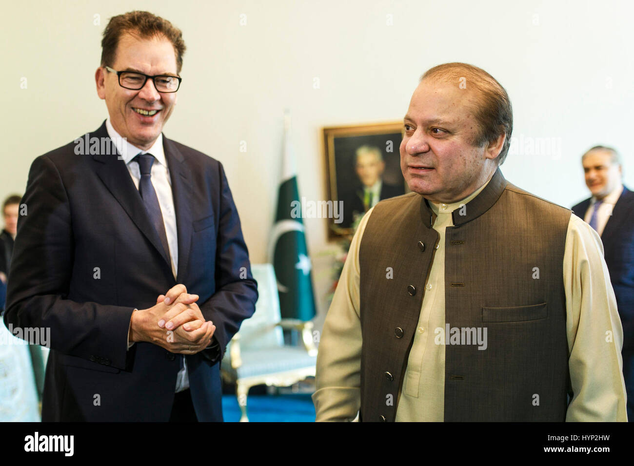 Current pakistan hi-res stock photography and images - Alamy