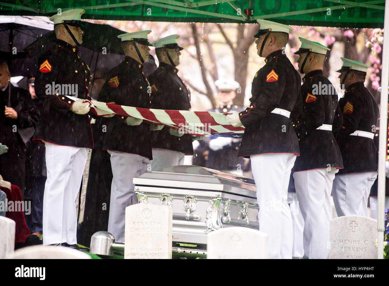 American honor guards hi-res stock photography and images - Alamy