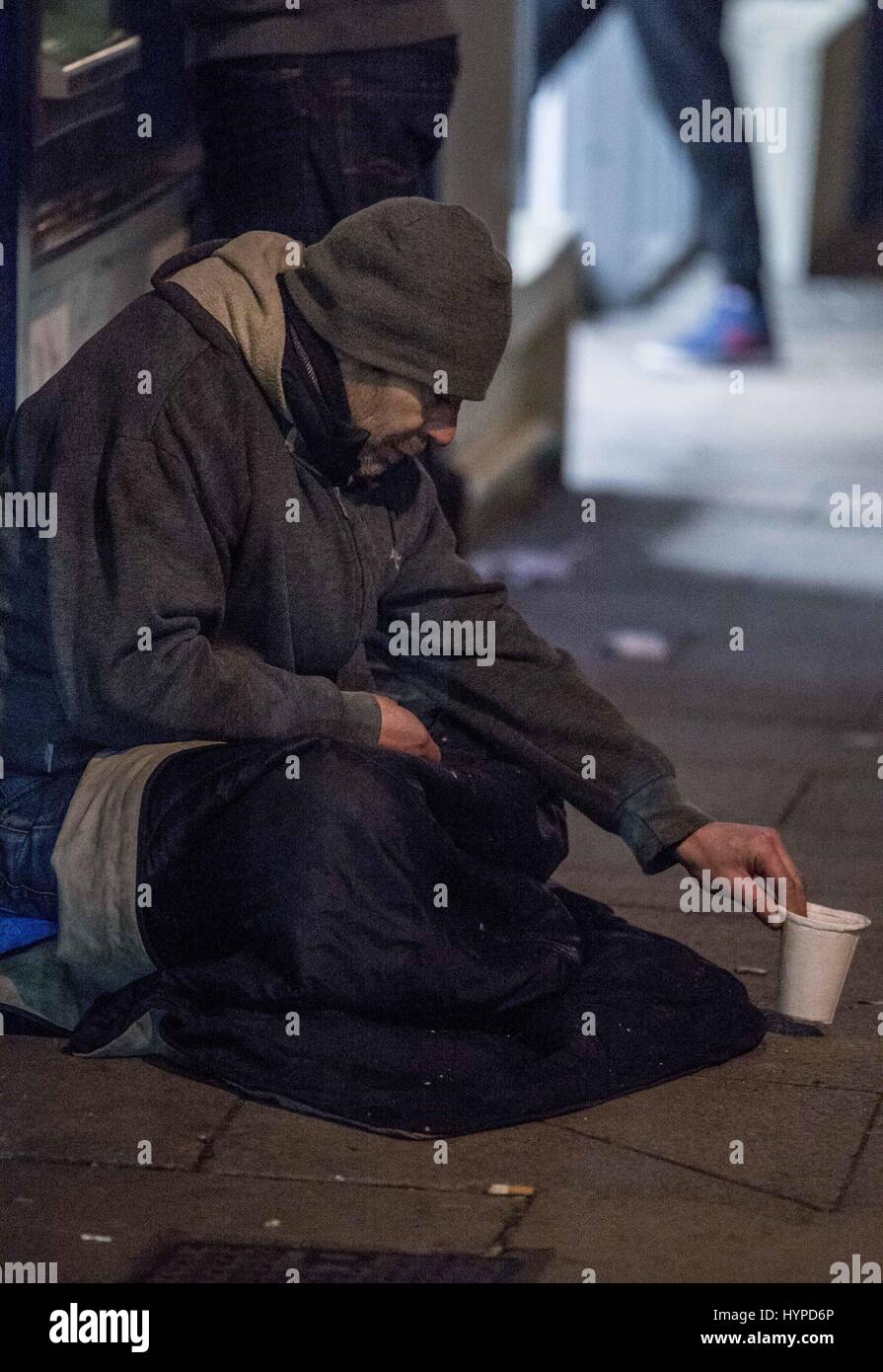 Homeless people in Edinburgh, Scotland brave some of the lowest ...