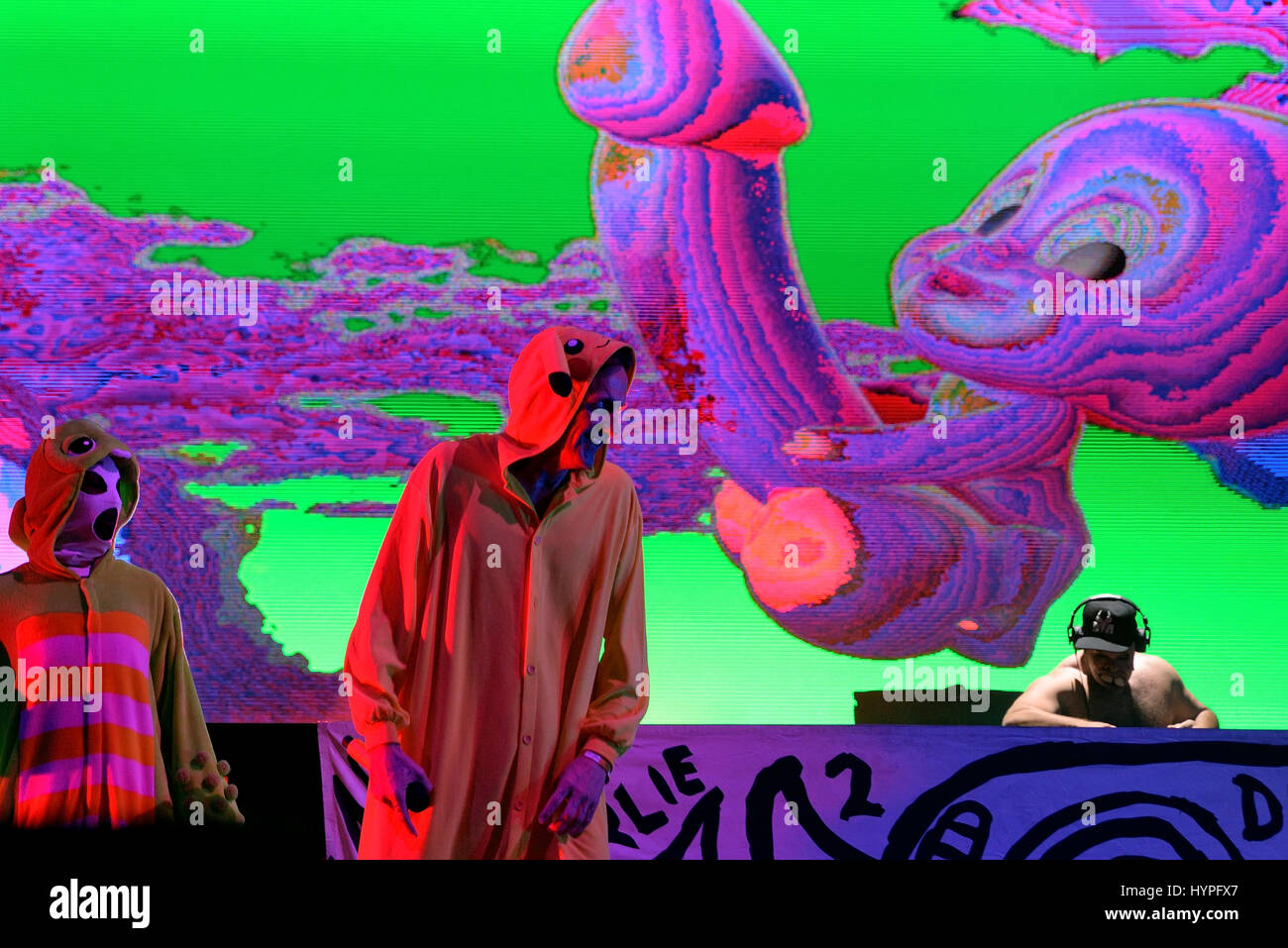 Lights rave hi-res stock photography and images - Alamy