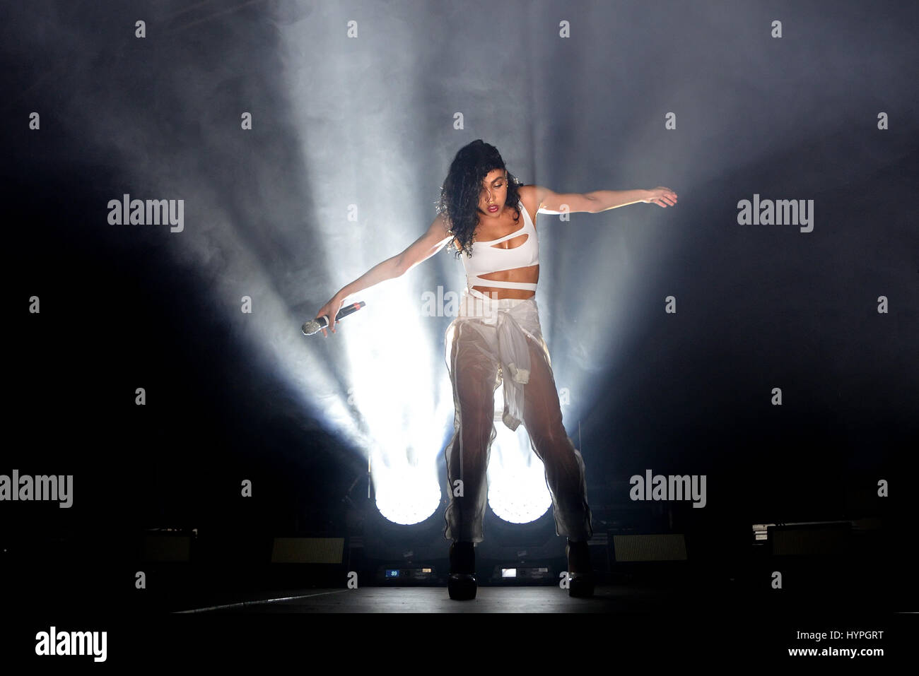 BARCELONA - JUN 20: FKA Twigs (band) in concert at Sonar Festival on ...