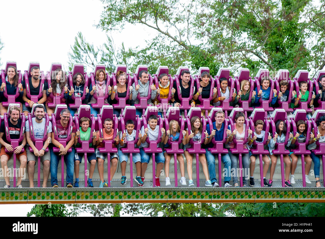 Drop tower hi-res stock photography and images - Alamy