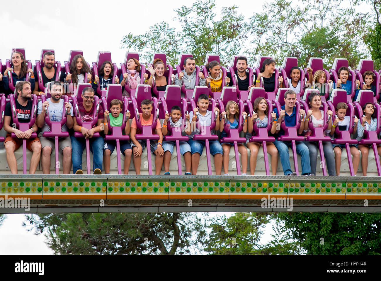 Drop tower hi-res stock photography and images - Alamy