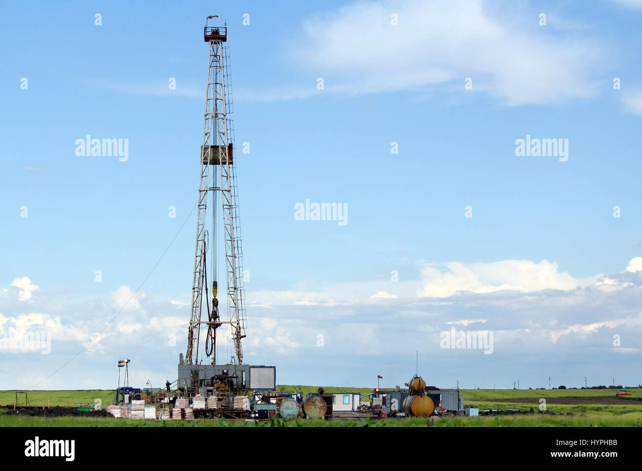 oil industry land drilling rig Stock Photo - Alamy