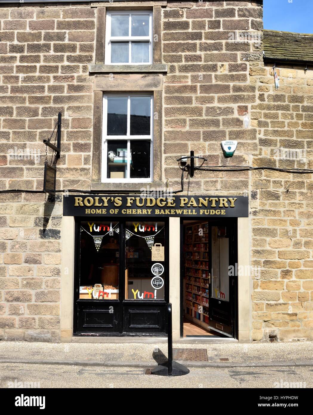 Bakewell shop front hi-res stock photography and images - Alamy