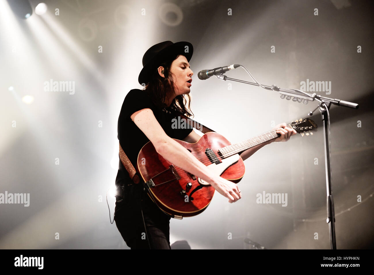 James bay music concert hi-res stock photography and images - Alamy