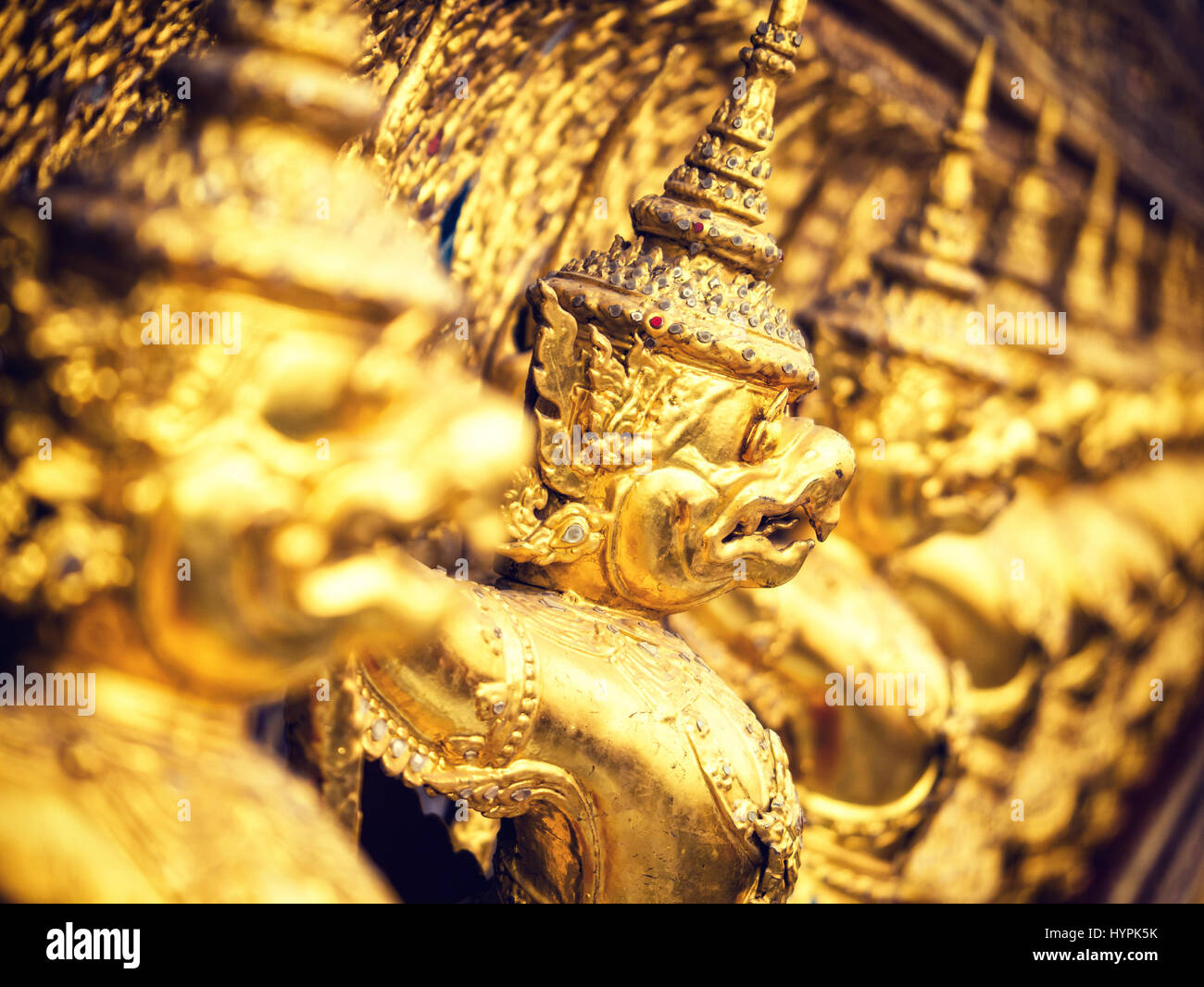 Grand palace Garuda Wat Phra Kaew Bangkok Thailand Stock Photo - Alamy