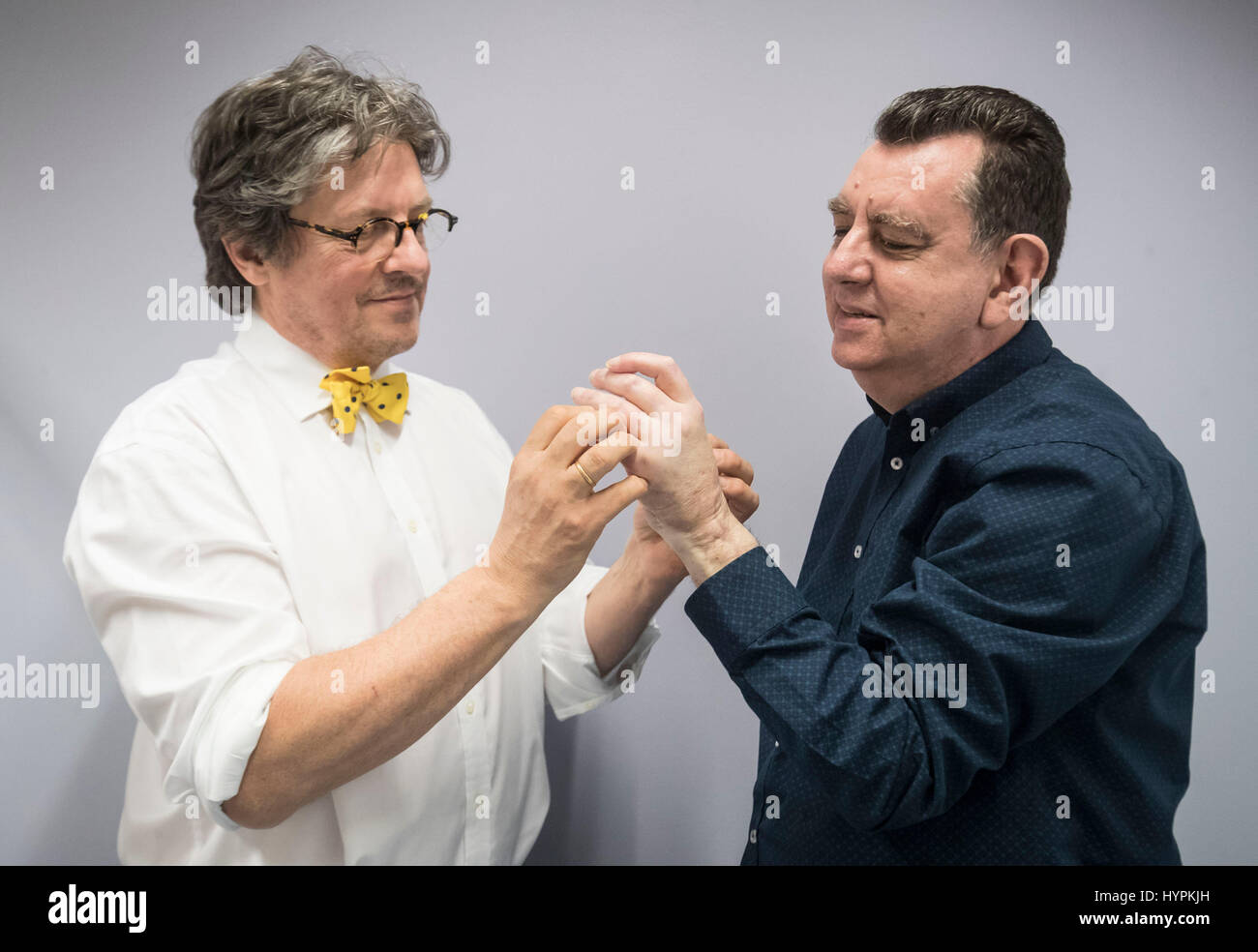 Professor simon kay hi-res stock photography and images - Alamy