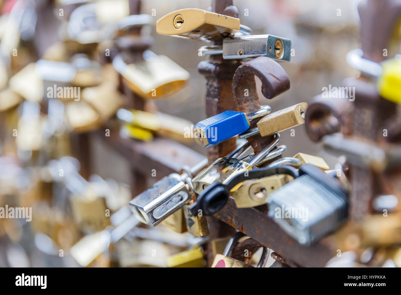 Love locks florence hi-res stock photography and images - Alamy
