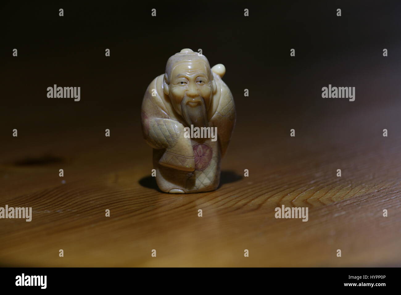 Vintage japanese netsuke hi-res stock photography and images - Alamy