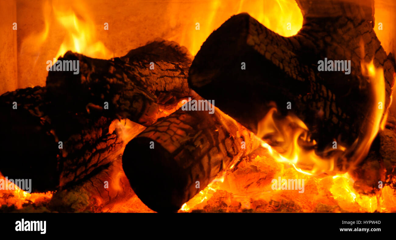 Fireplace fire hi-res stock photography and images - Alamy