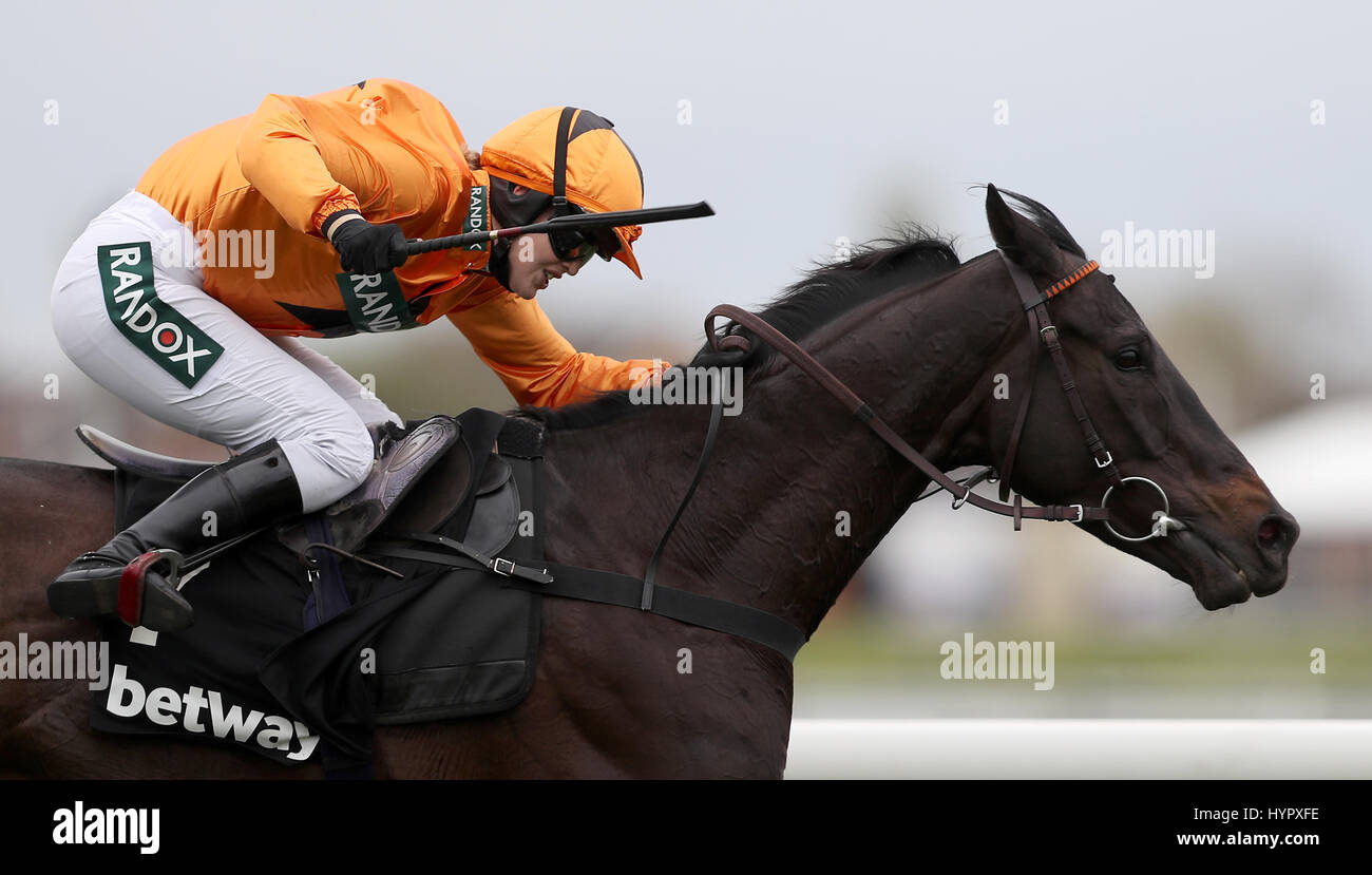Jockey lizzie kelly on way hi-res stock photography and images - Alamy