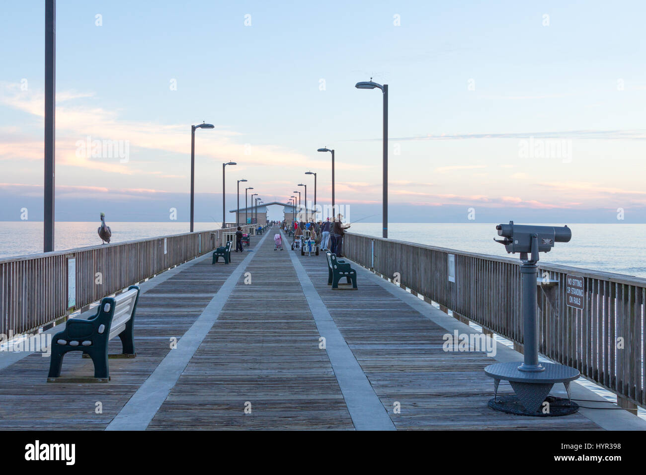 Wooden pier sunset seascape hi-res stock photography and images - Alamy