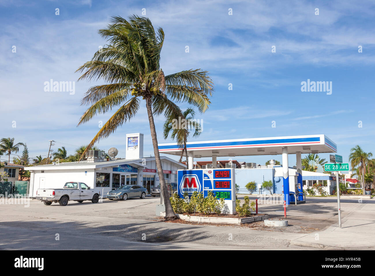 Pompano Beach, Fl, USA - March 15, 2017: Marathon gas station in the ...