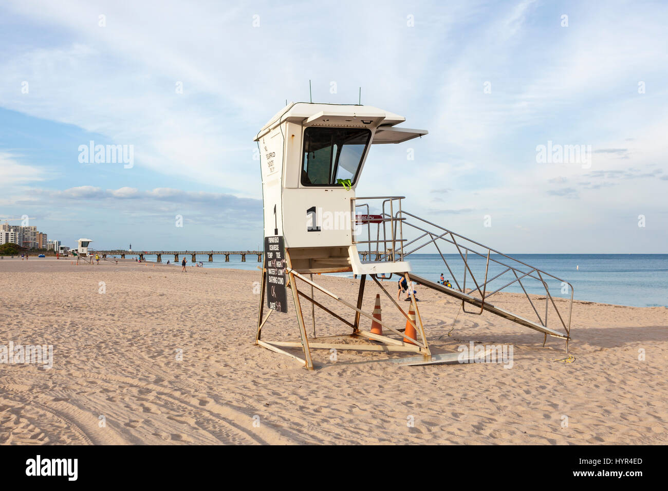 Pompano Beach, Fl, USA - March 14, 2017: Lifeguard tower on the beach ...