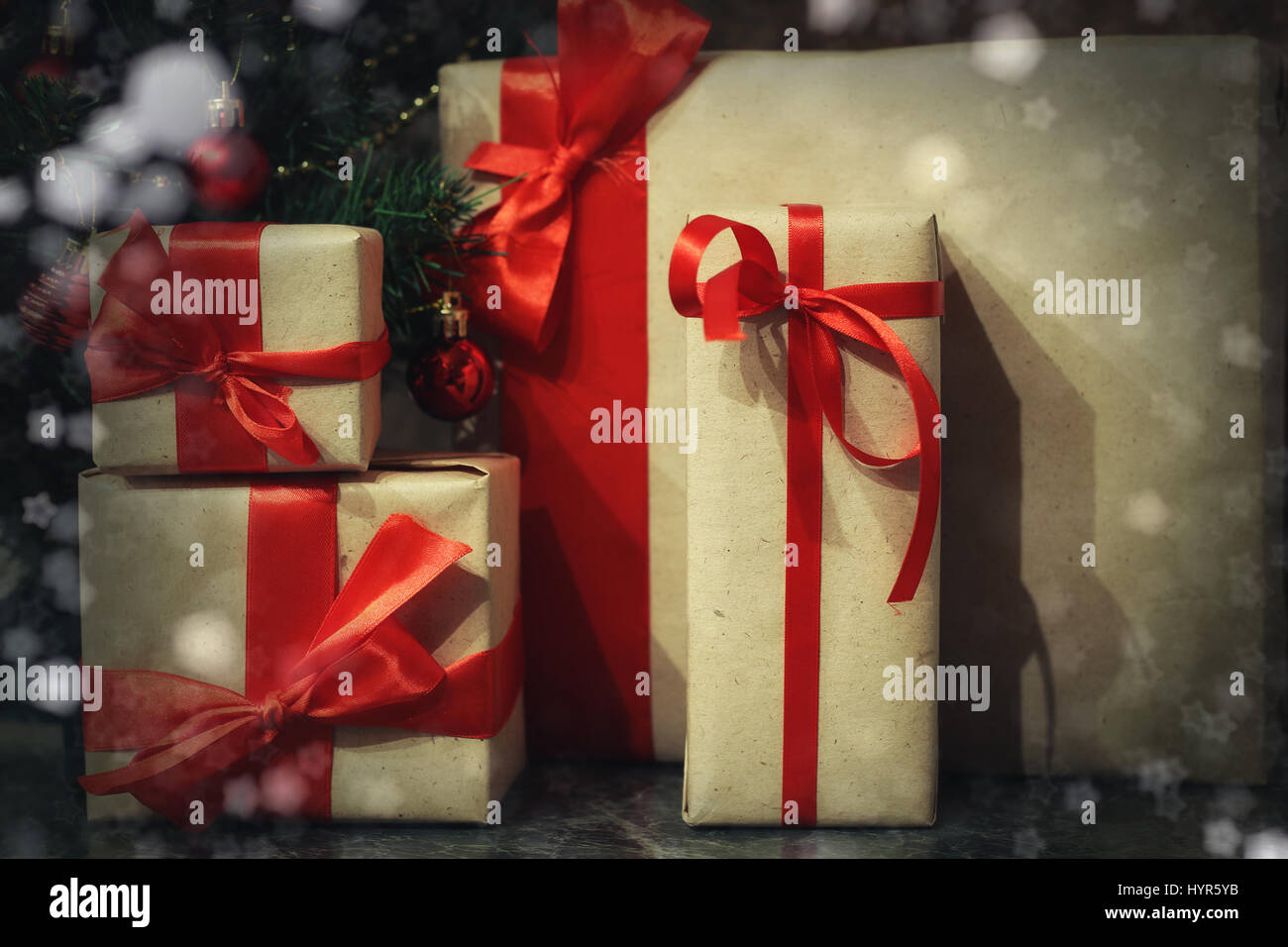 many family Christmas gift Stock Photo - Alamy