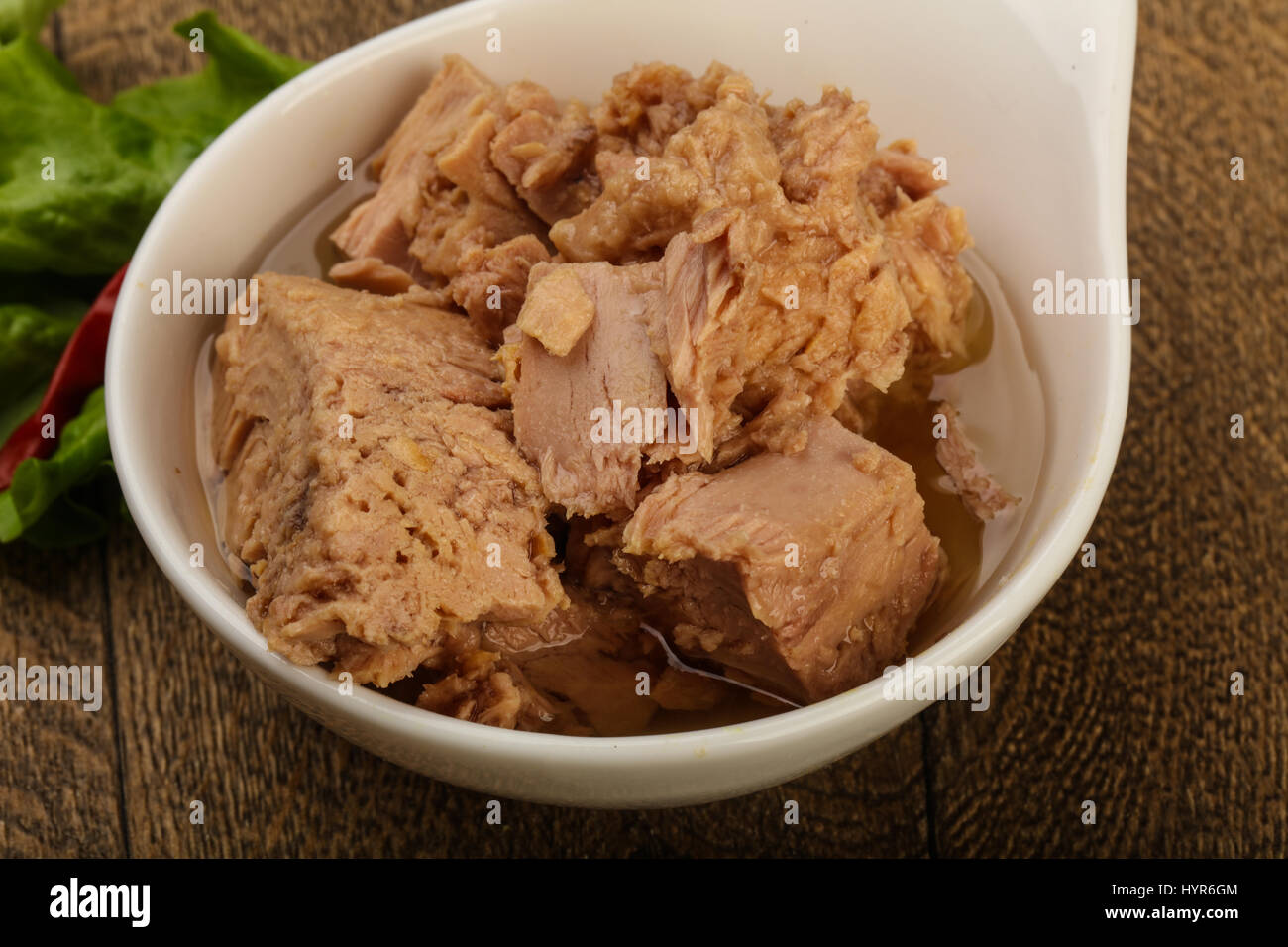 Canned tuna fish in the bowl ready for cooking Stock Photo - Alamy