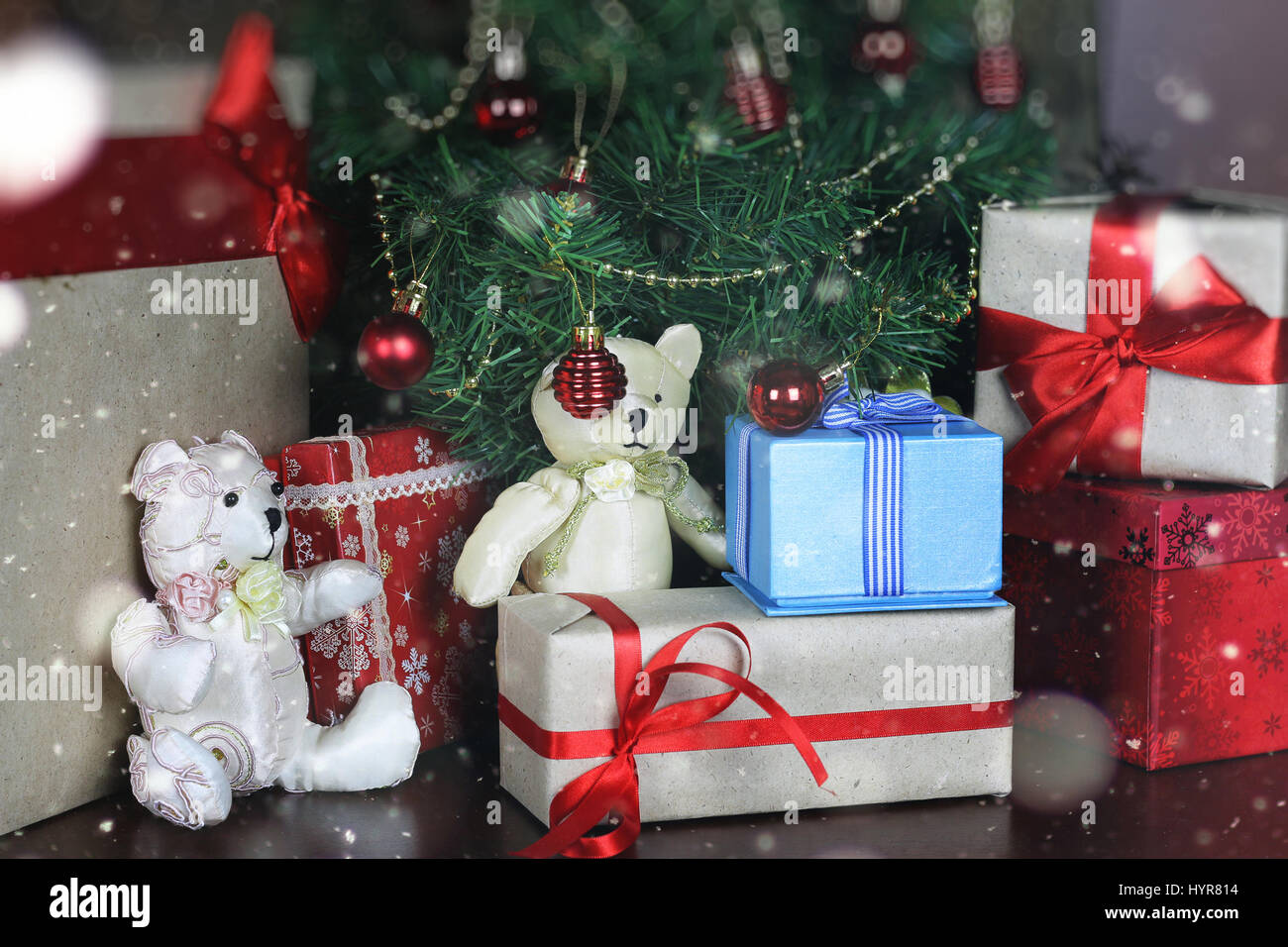 presents under the tree Christmas Stock Photo - Alamy