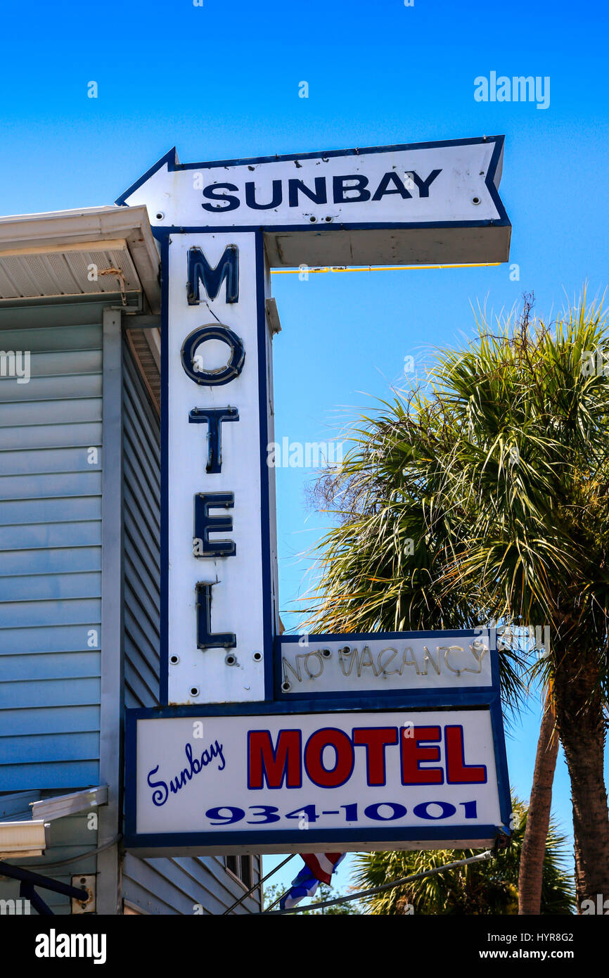 Resort check in sign hi-res stock photography and images - Alamy
