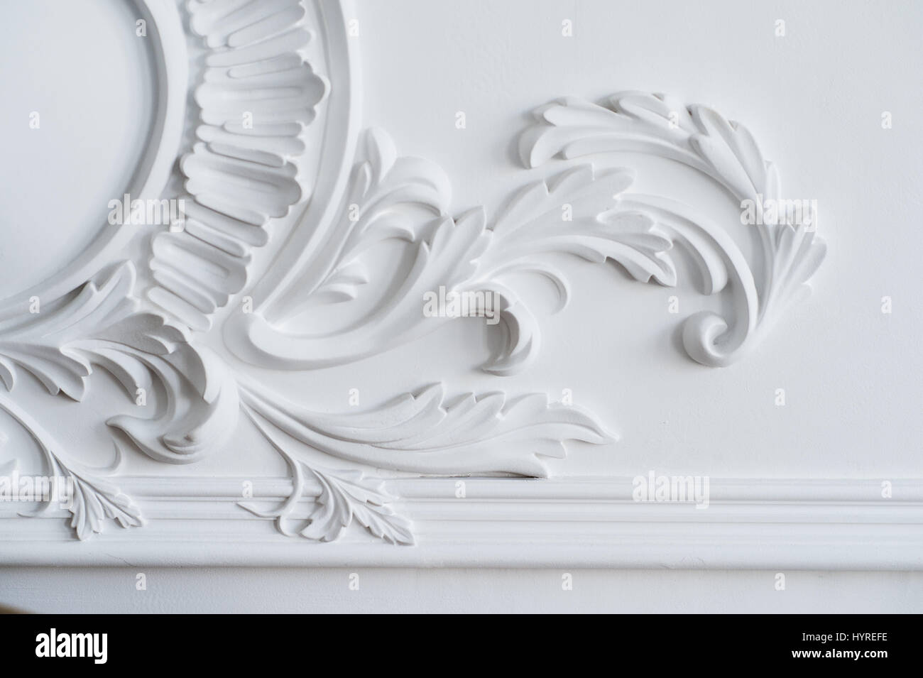 White wall molding with geometric shape and vanishing point. Luxury ...