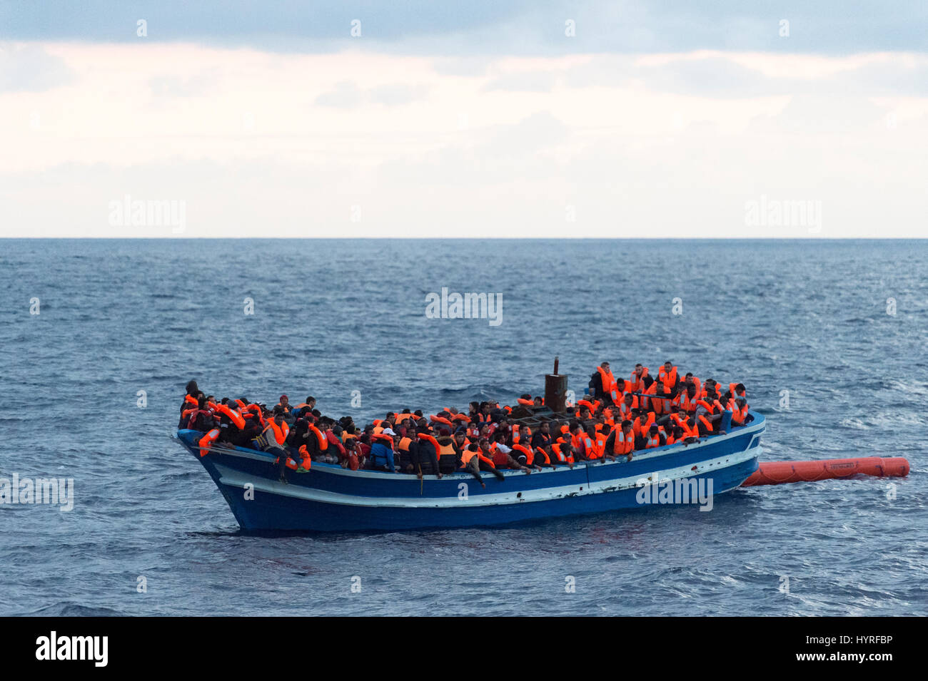 Refugee boat hi-res stock photography and images - Alamy