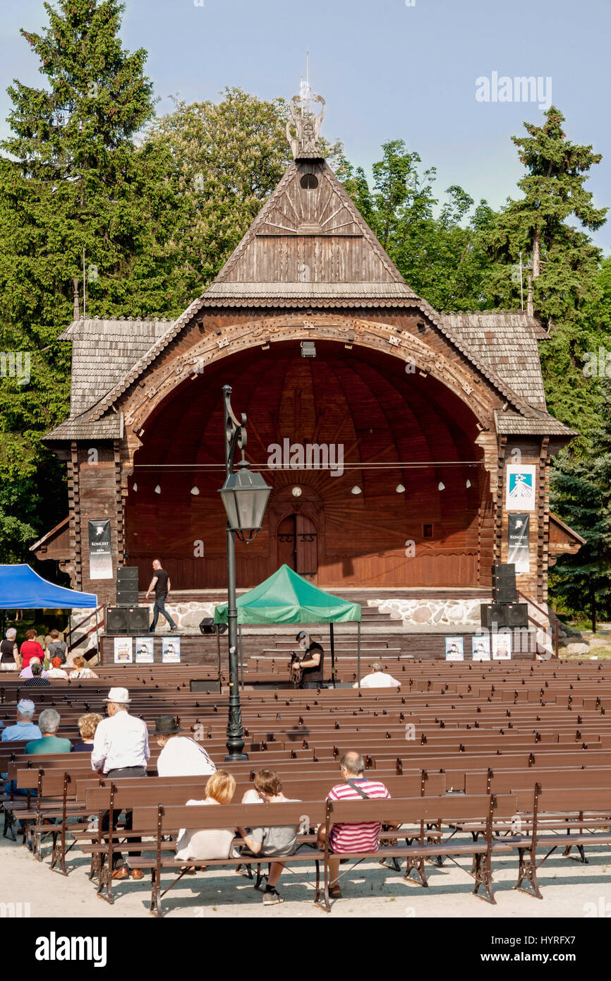 Band shell hi-res stock photography and images - Alamy
