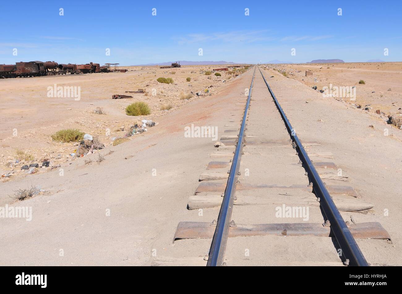 Bolivia, Uyuni area, the Great Train Graveyard, Railway Stock Photo - Alamy
