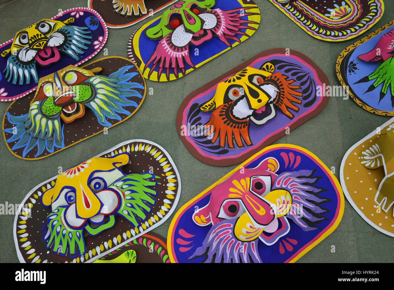 Student of Faculty of Fine arts of Dhaka University prepare masks for ...
