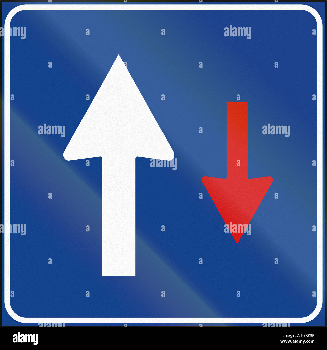 Priority over oncoming traffic sign hi-res stock photography and images ...
