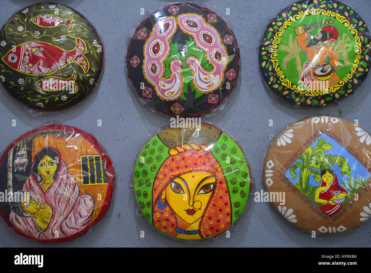 Student of Faculty of Fine arts of Dhaka University prepare artworks ...