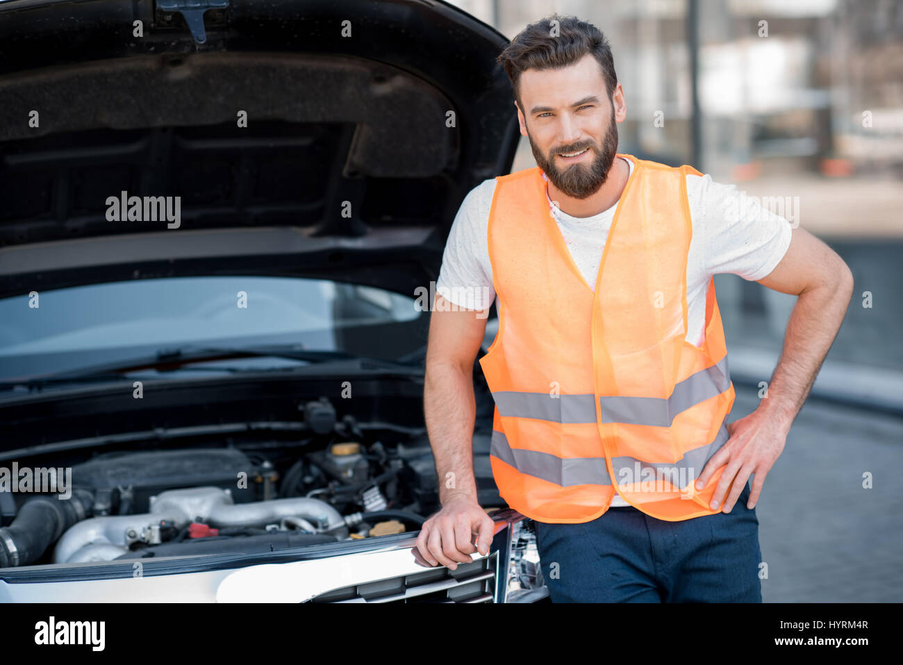 Portrait of a car repairman Stock Photo - Alamy