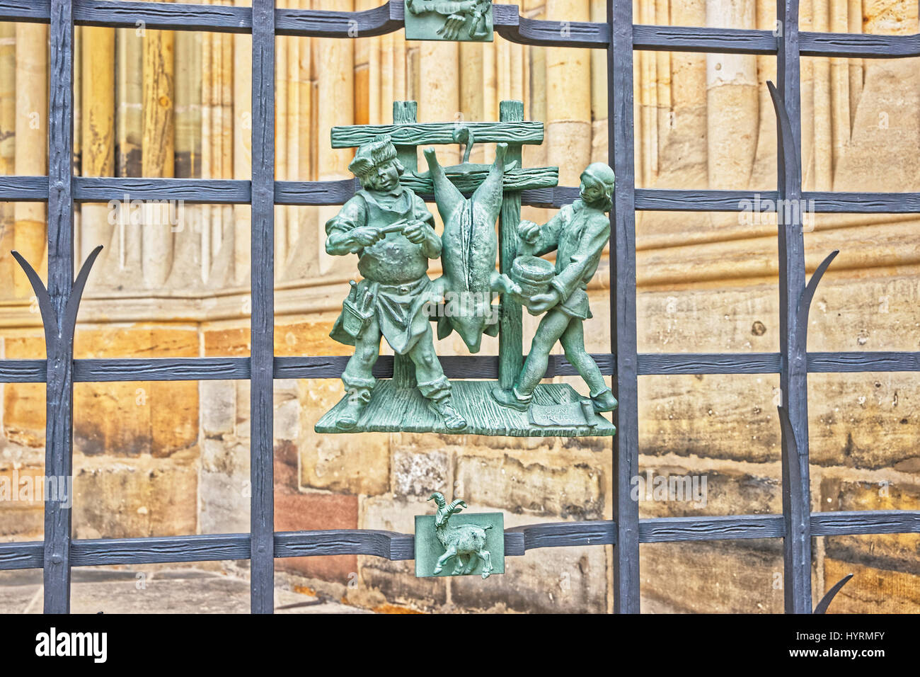 Ancient pig sculpture hi-res stock photography and images - Alamy