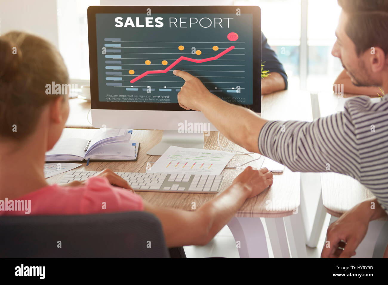 Man pointing at the chart Stock Photo - Alamy