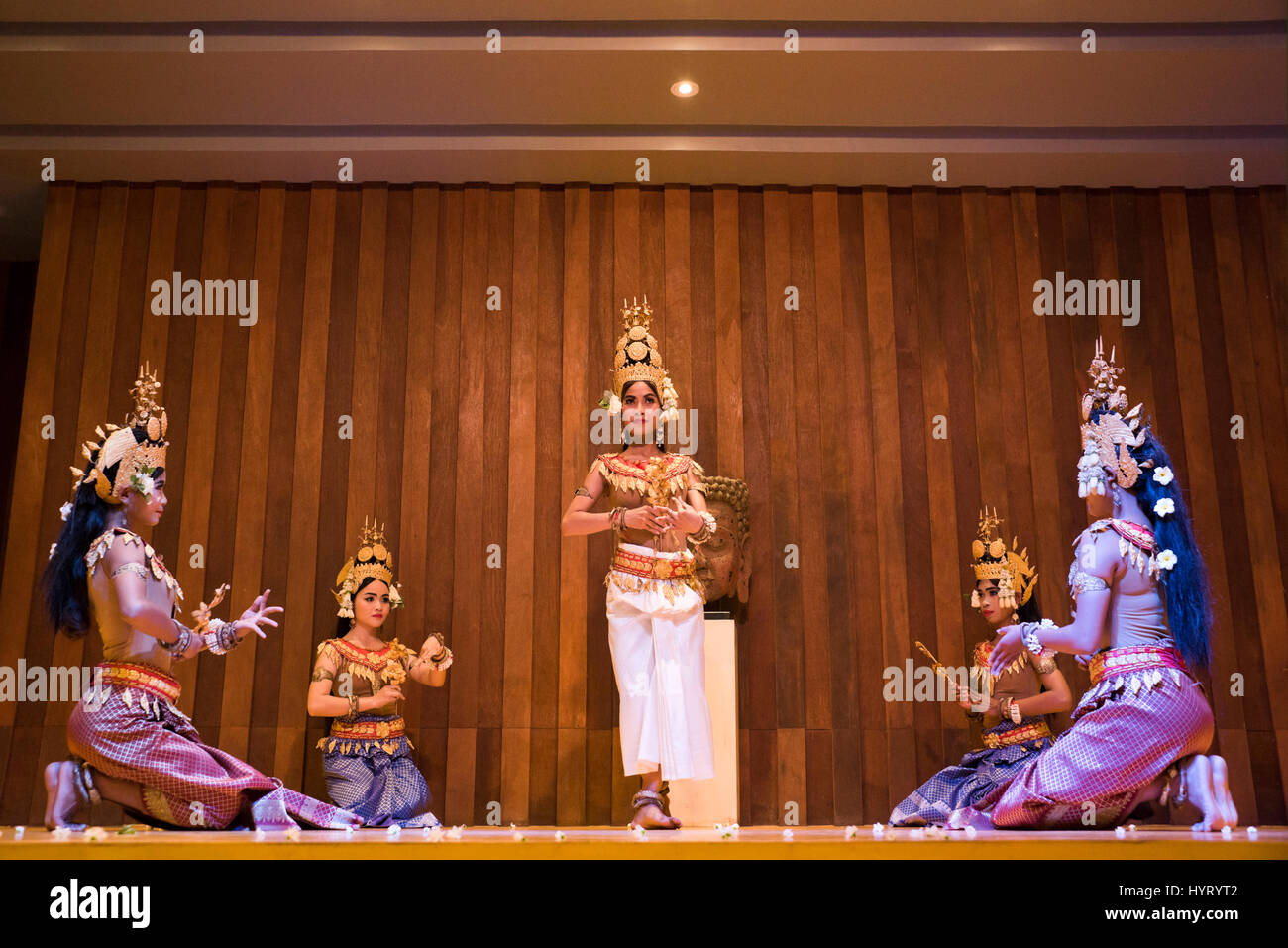 Apsarasa hi-res stock photography and images - Alamy