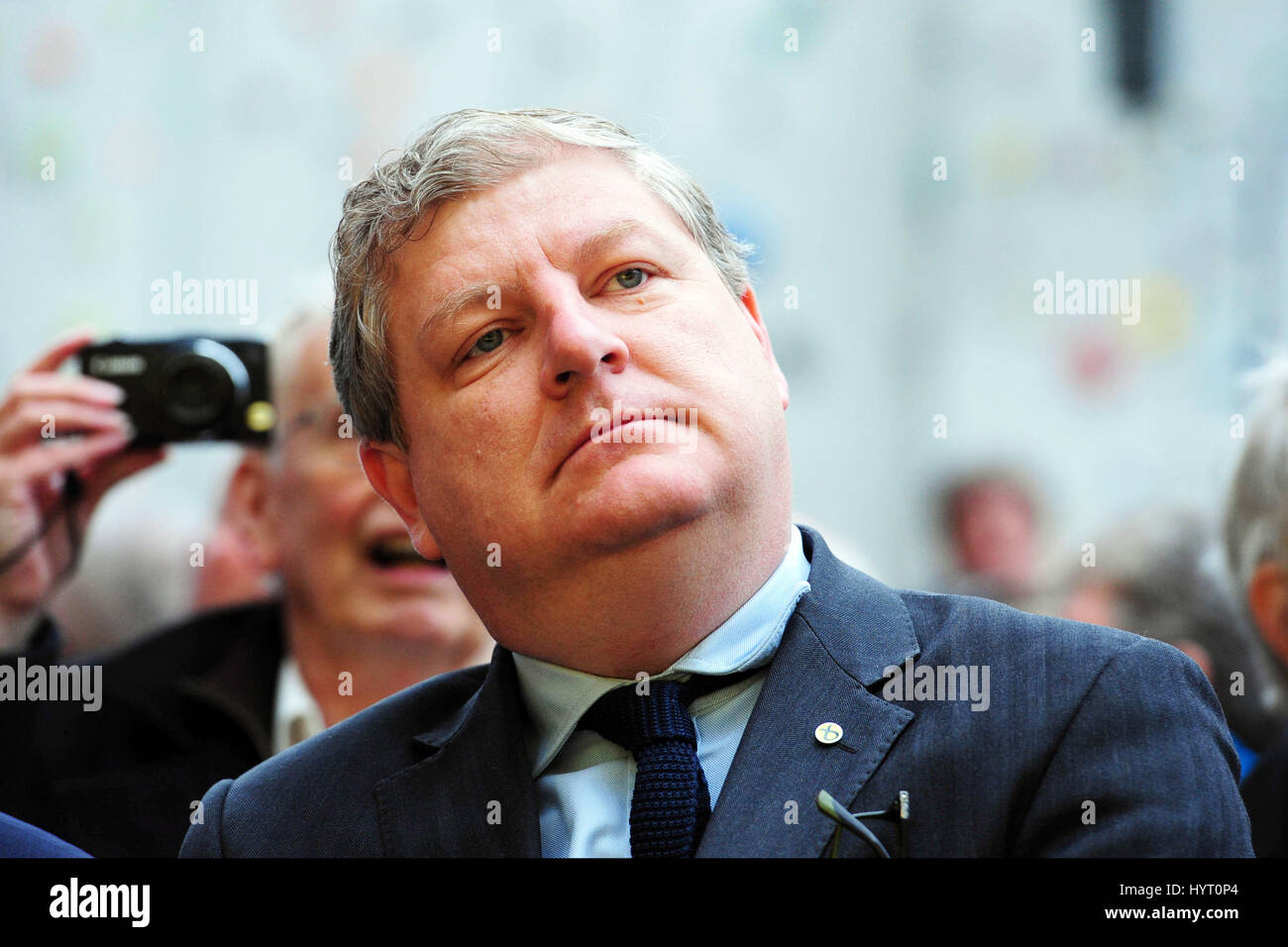 Angus robertson hi-res stock photography and images - Alamy