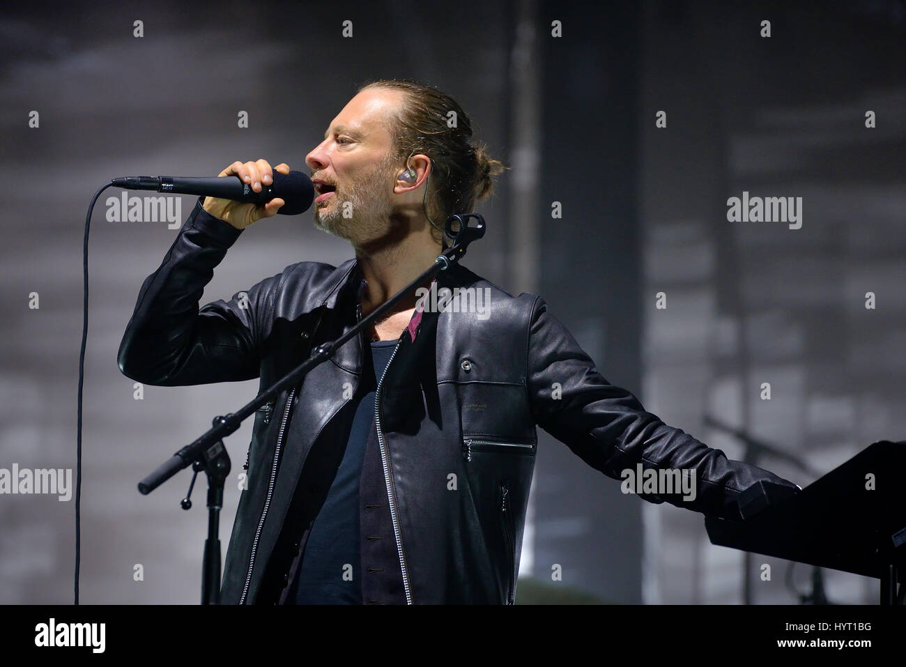 Radiohead Band High Resolution Stock Photography and Images - Alamy