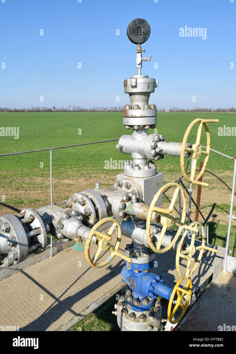 Oil well. The equipment and technologies on oil fields Stock Photo - Alamy