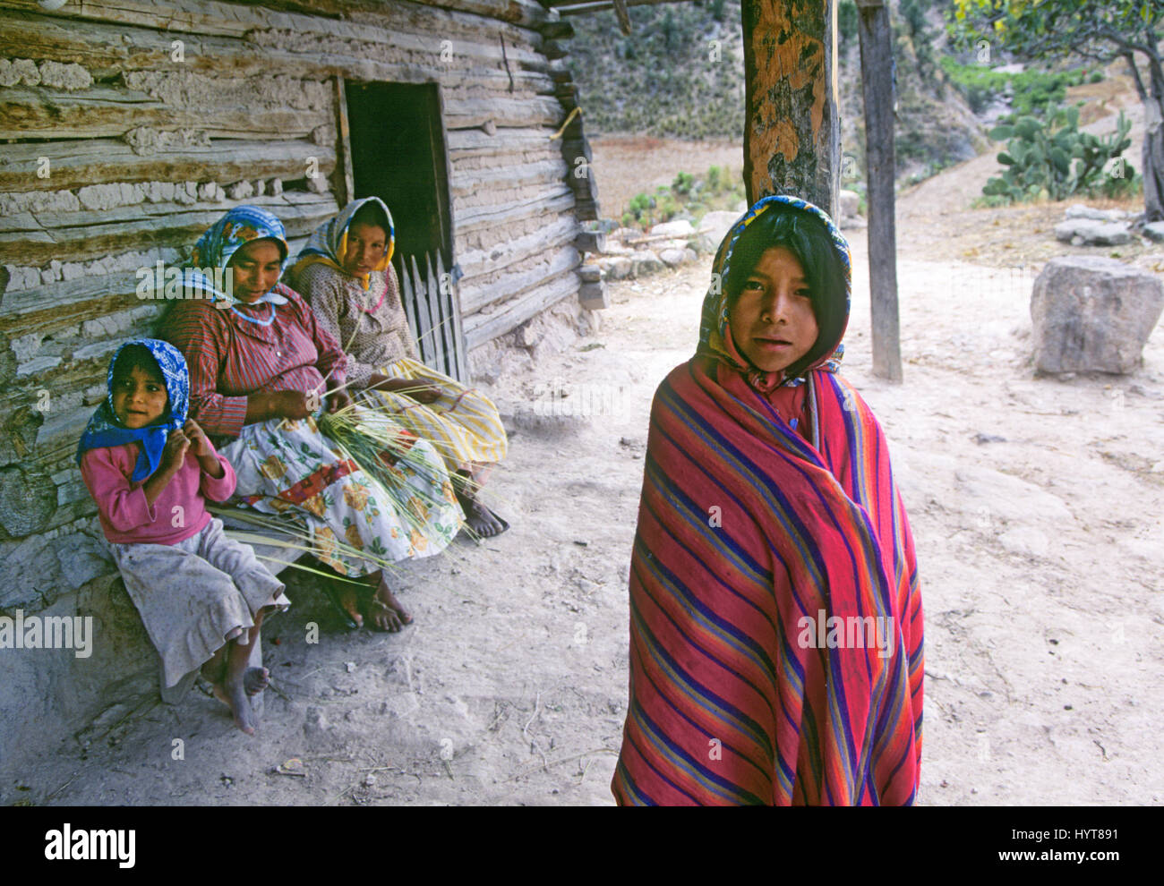Traditional tarahumara clothing hi-res stock photography and images - Alamy