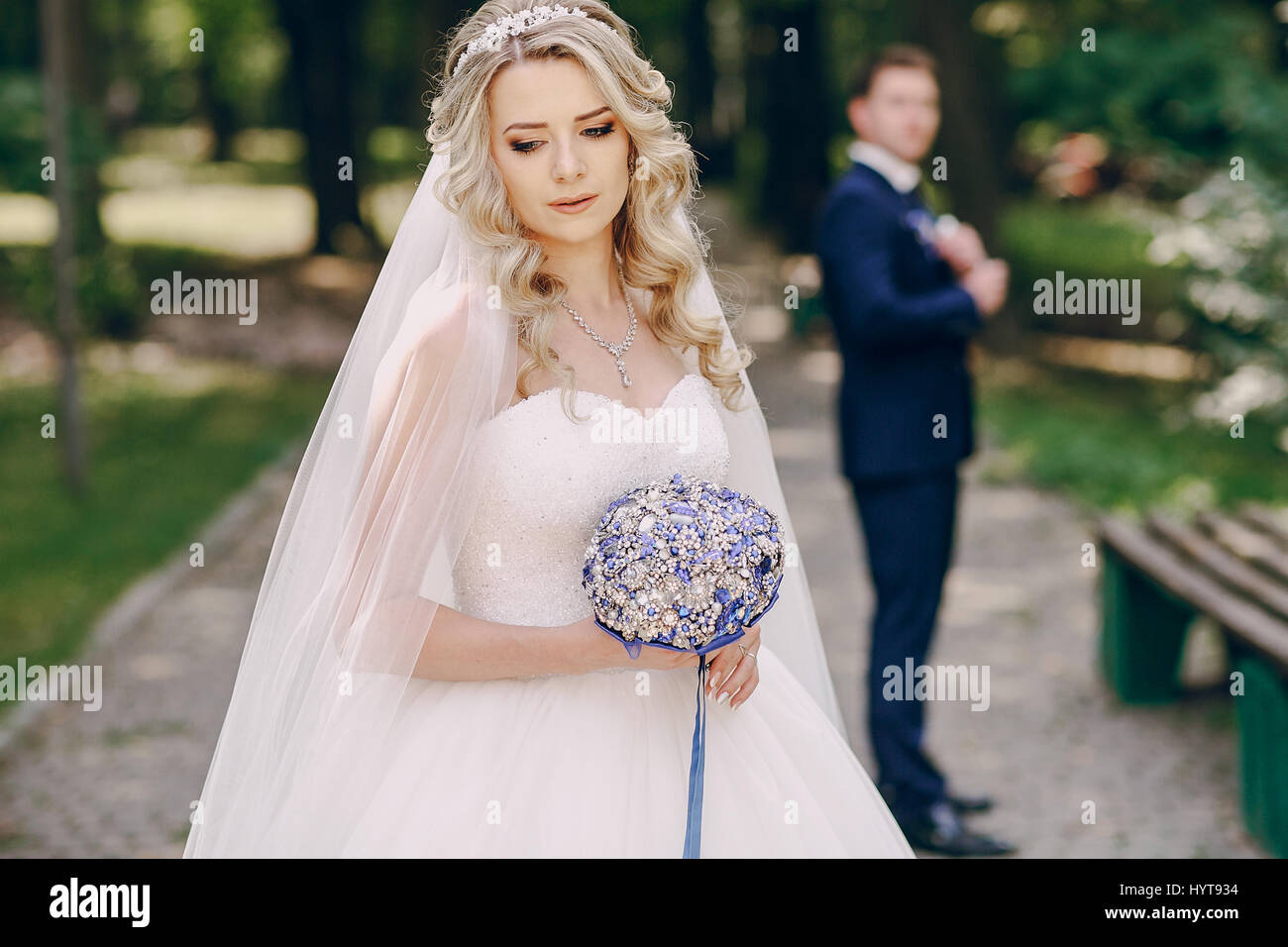 beautiful young couple on their wedding Park Stock Photo - Alamy