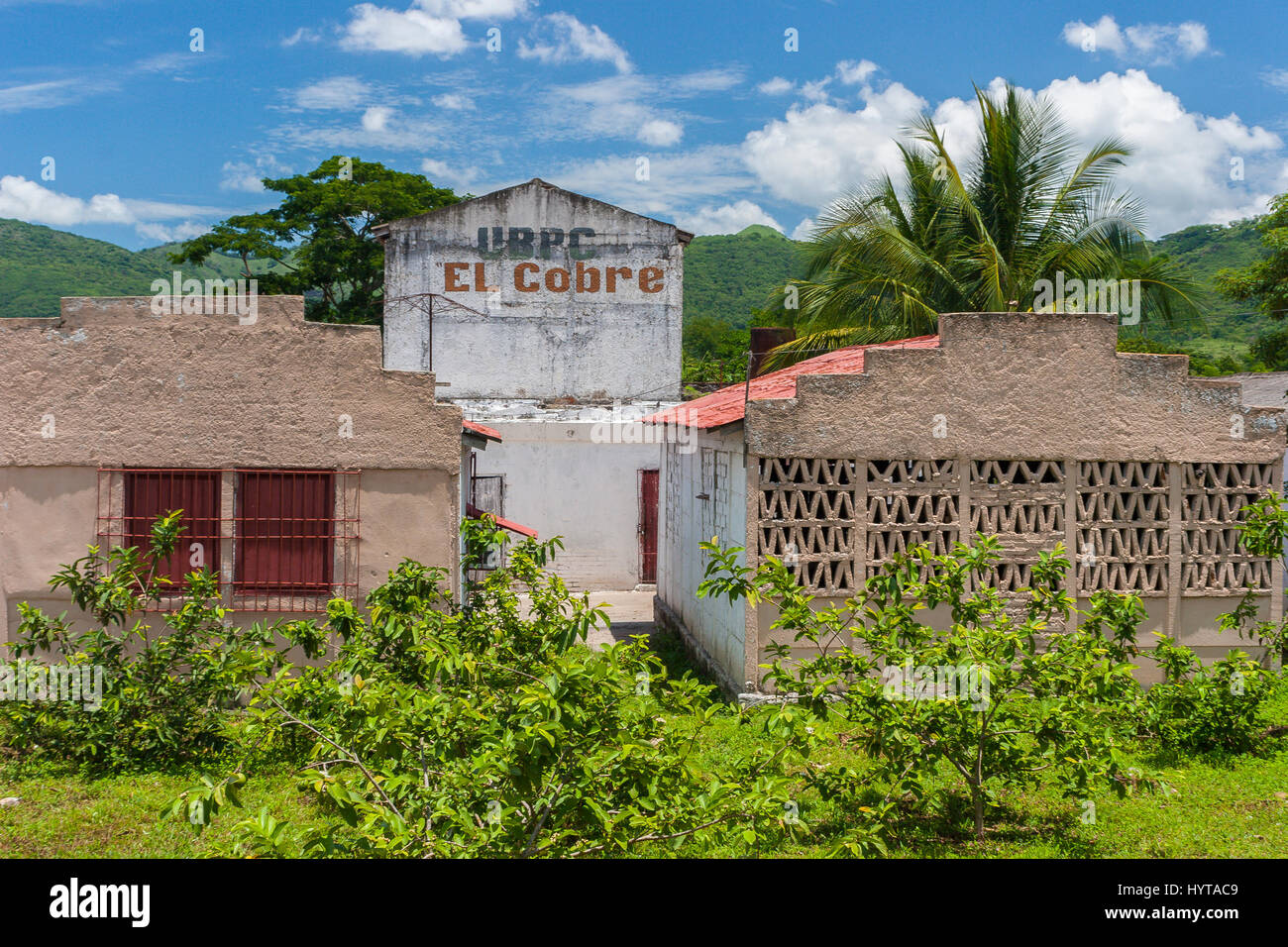 Small village in rural Cuba Stock Photo - Alamy