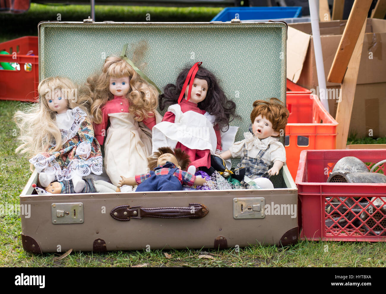 Market stall with dolls hi-res stock photography and images - Alamy