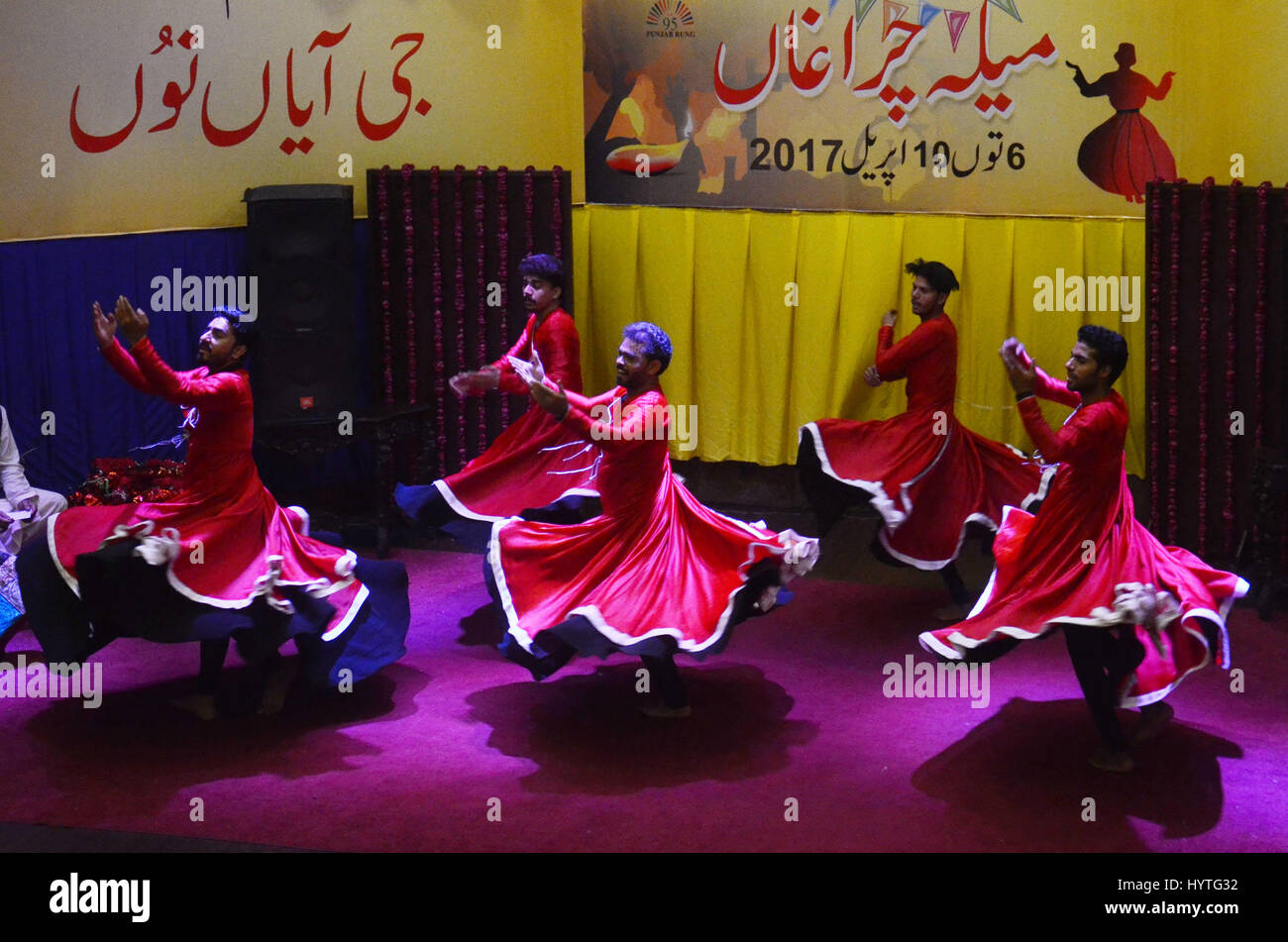 Lahore, Pakistan. 07th Apr, 2017. Pakistani artists perform a Sufi ...