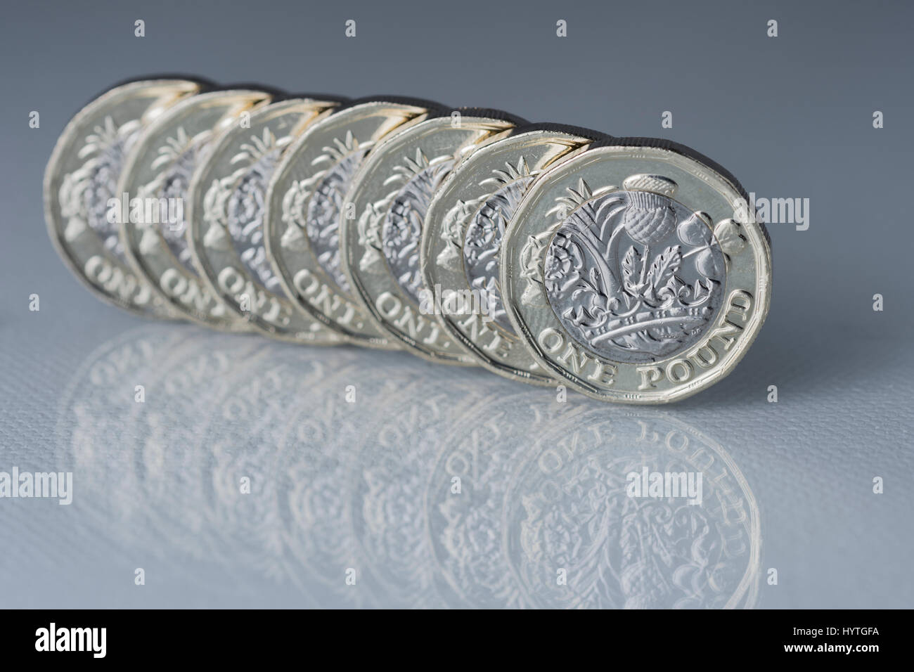 New £1 / One Pound coin / UK British Pound Coin. Cash-only concept ...
