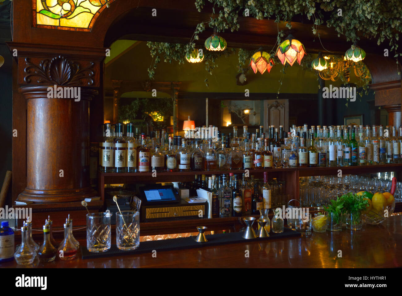 The Bull Valley Roadhouse, Port Costa CA Stock Photo - Alamy
