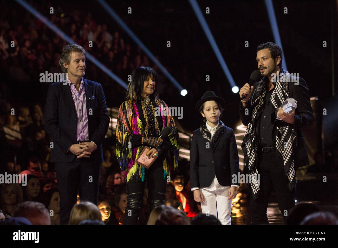 Leonard Cohen's son Adam, and grandson Cassius accept the Album of the ...