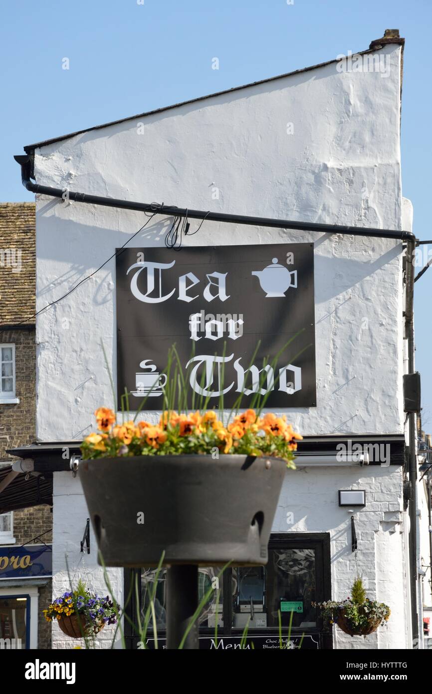 Vintage advert tea hi-res stock photography and images - Alamy