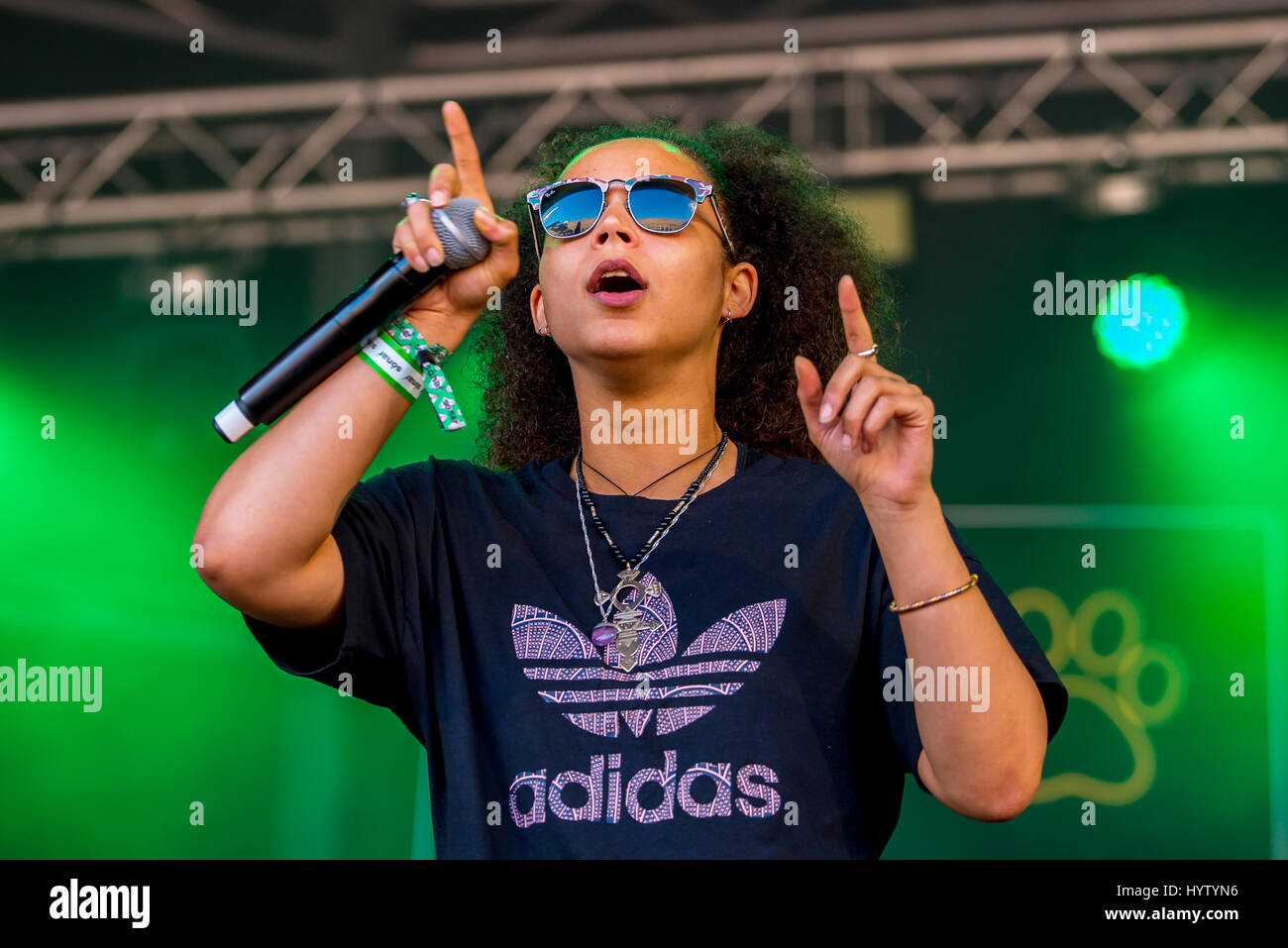 Natty Singer High Resolution Stock Photography and Images - Alamy