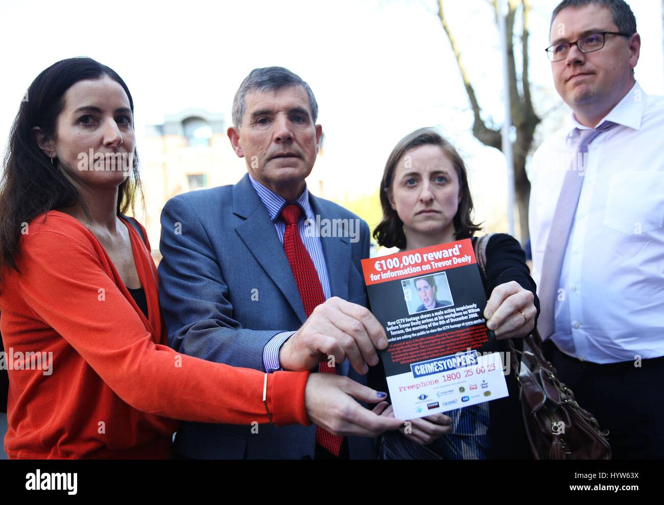 With his daughters michele deely left and pamela deely hi-res stock ...