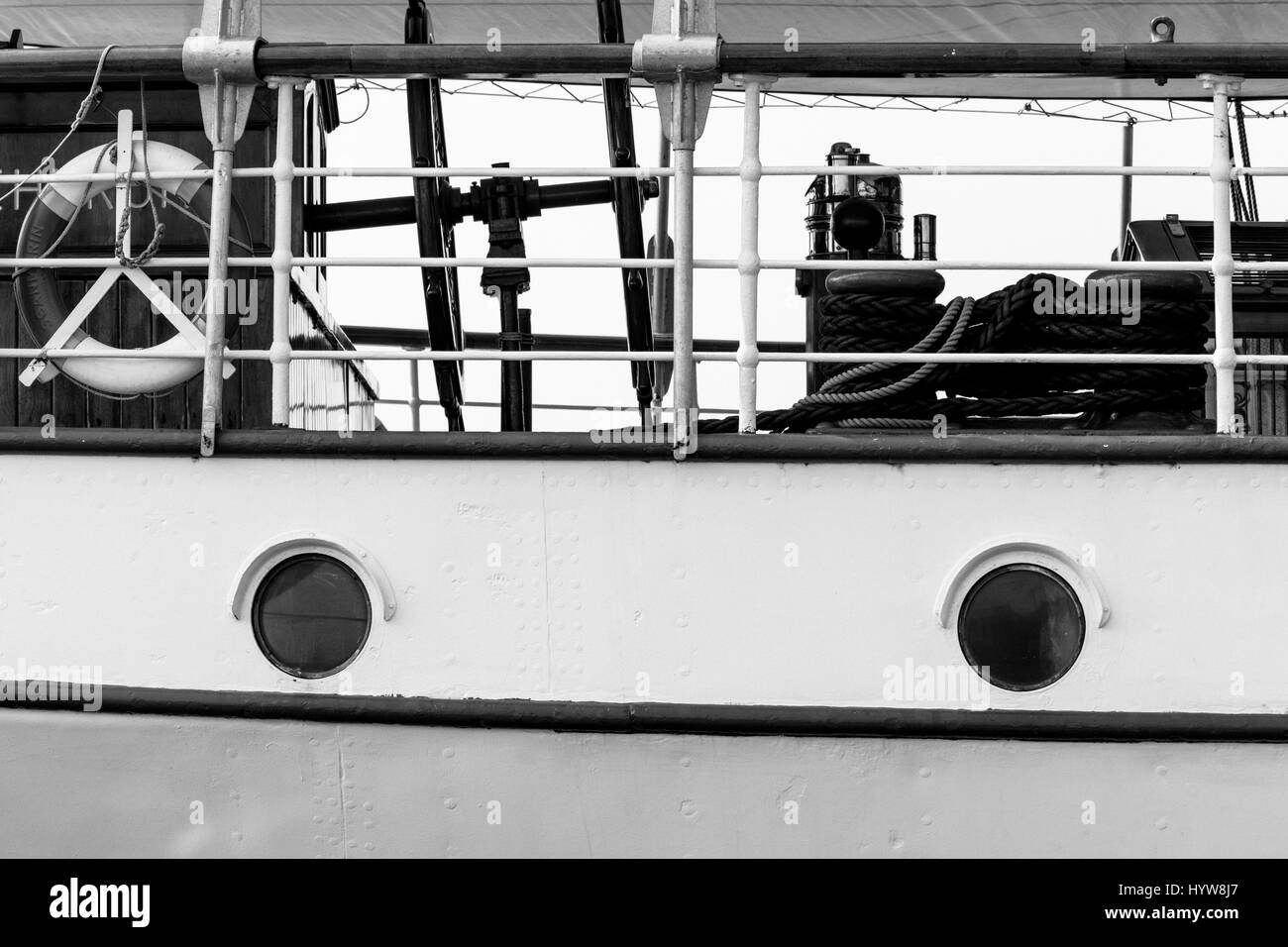 Side view ship deck windows hi-res stock photography and images - Alamy