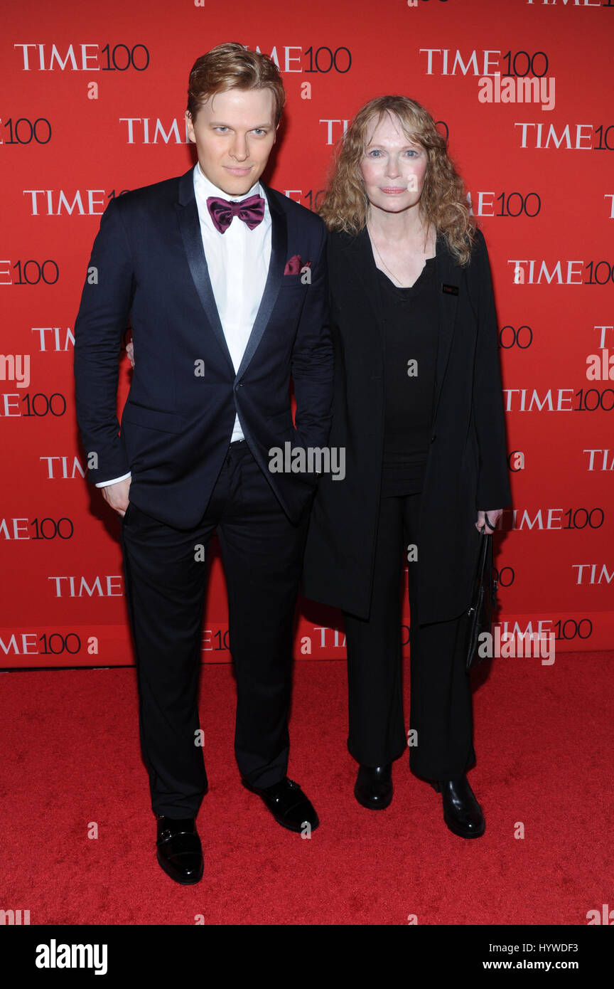 New York, NY, USA. 25th Apr, 2017. Ronan Farrow and Mis Farrow at the ...